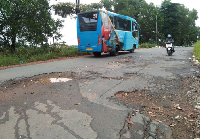 Pemko Batam Data Ruas Jalan yang Rusak - Metropolis