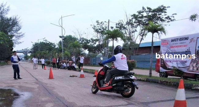 Games Unik memperingati Hari Kemerdekaan ala Komunitas Motor Honda ...