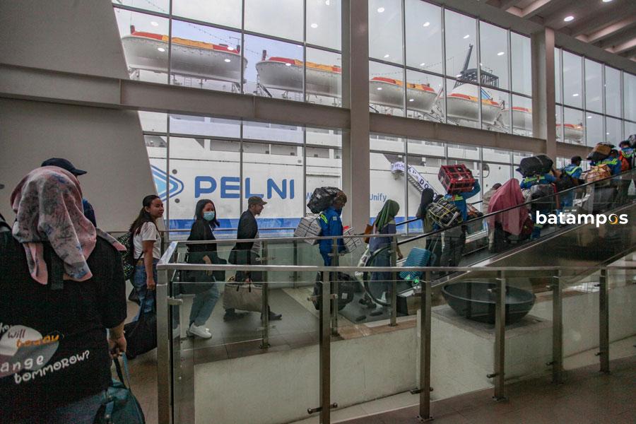 Batam Jadi Pelabuhan Keberangkatan Terpadat Ketiga dalam Arus Mudik ...