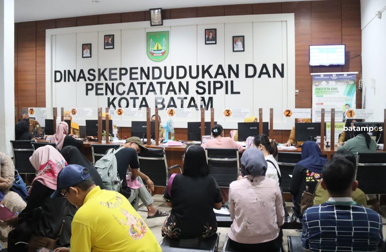 Ribuan Warga Batam Urus Surat Pindah, Mayoritas Keluar karena Selesai ...