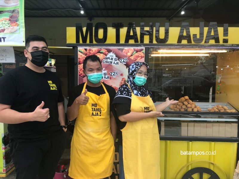 Bernard Wibowo Perkenalkan Mo Tahu Aja di Batam - Metropolis