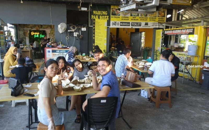 Durian Pak Bozz, Puaskan Pecinta Durian di Batam - Metropolis