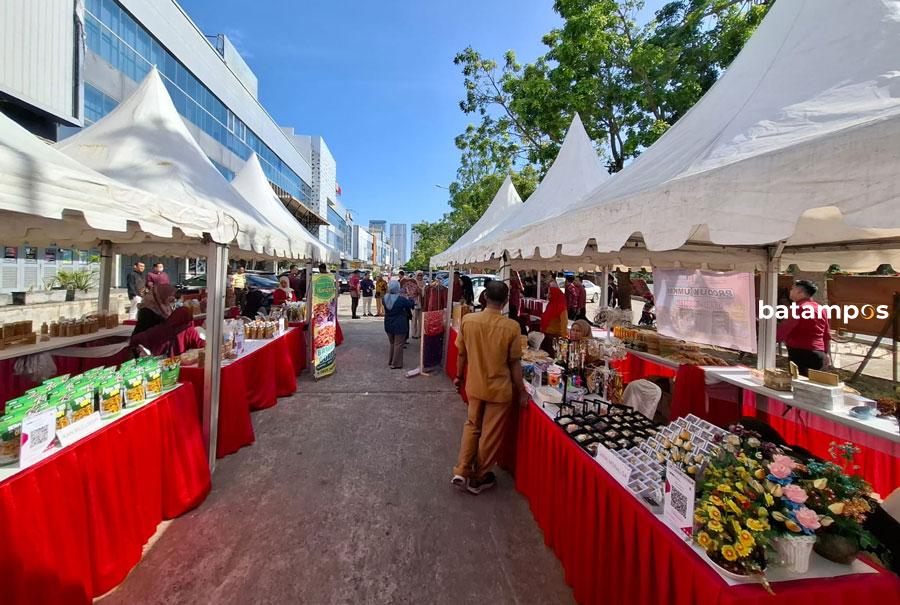 Pameran UMKM Meriahkan Peresmian Kantor Baru Bank Jatim di Batam ...